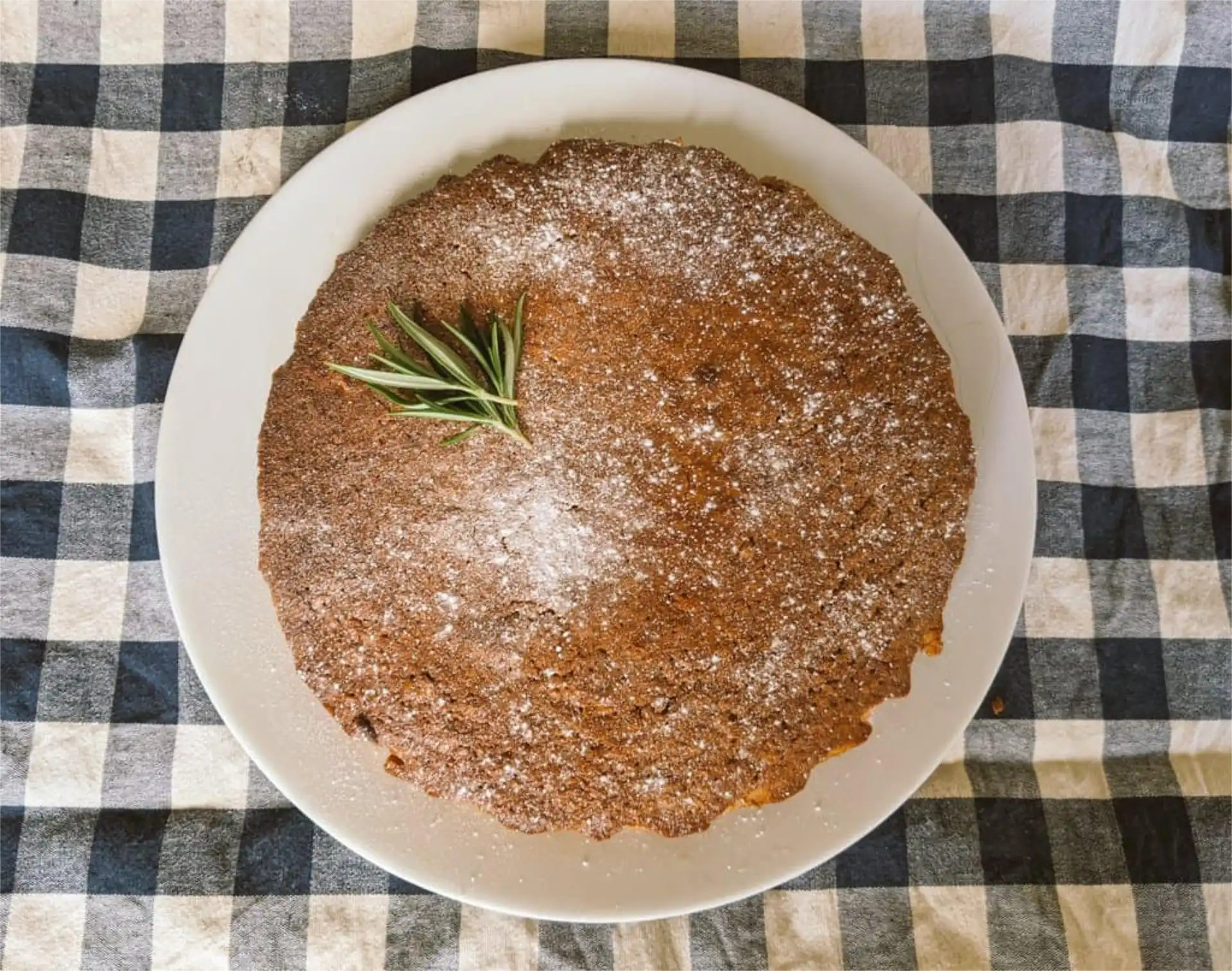 Anzac biscuits in a cake | Munching Matilda